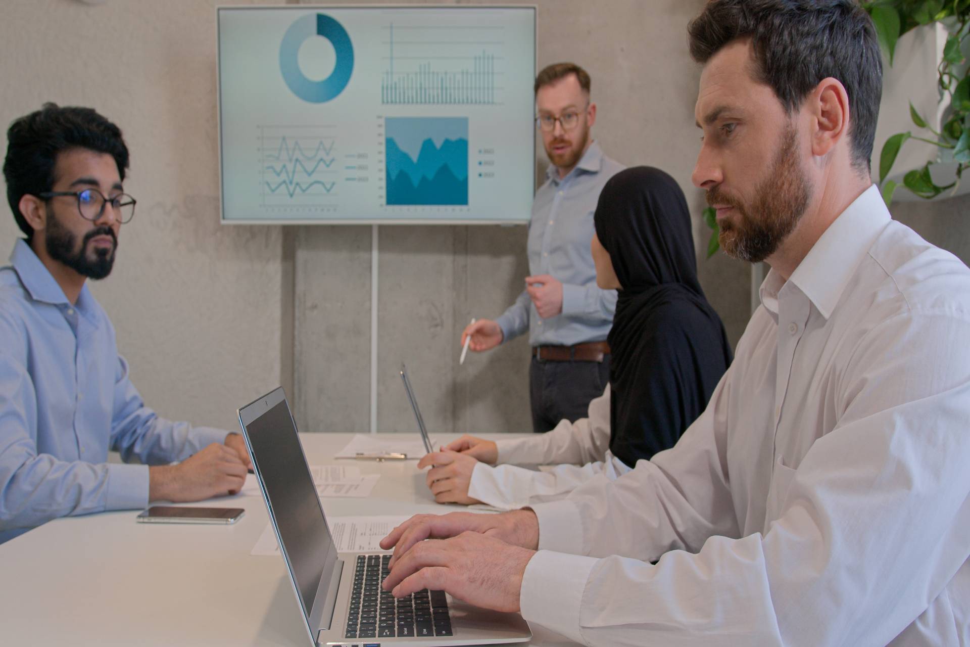 Banking & Management - Global Learning Pathway